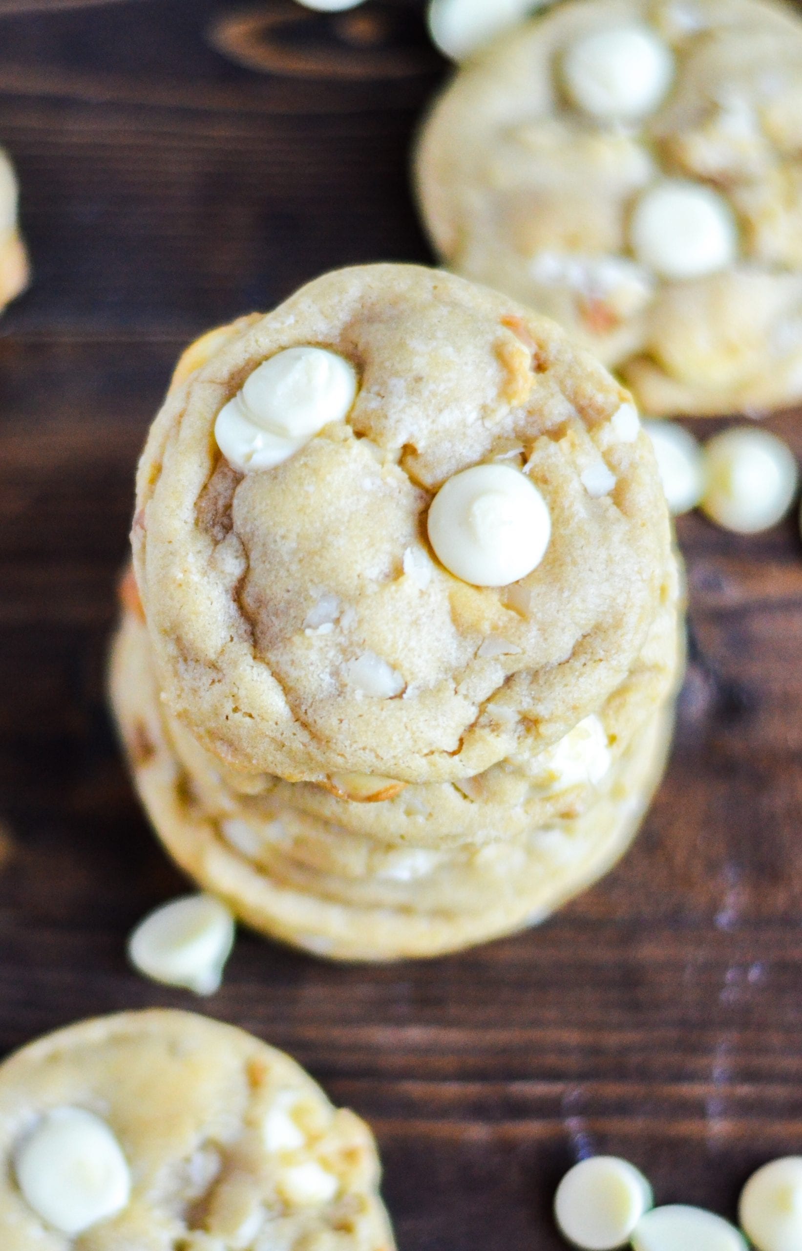 Chewy White Chocolate Macadamia Nut Cookies - My Modern Cookery