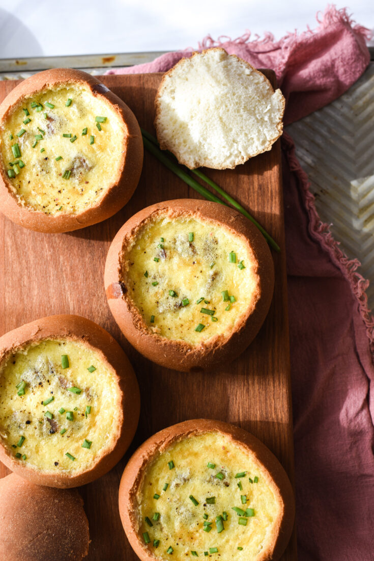 Easy Egg Bites in Bread Bowls - My Modern Cookery